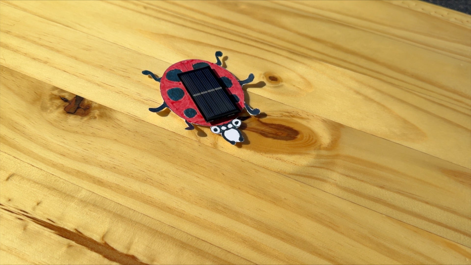 Solar Bug – Engineering Wonder